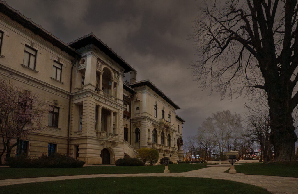 Administrația Prezidențială marchează azi Ora Pământului și stinge ...