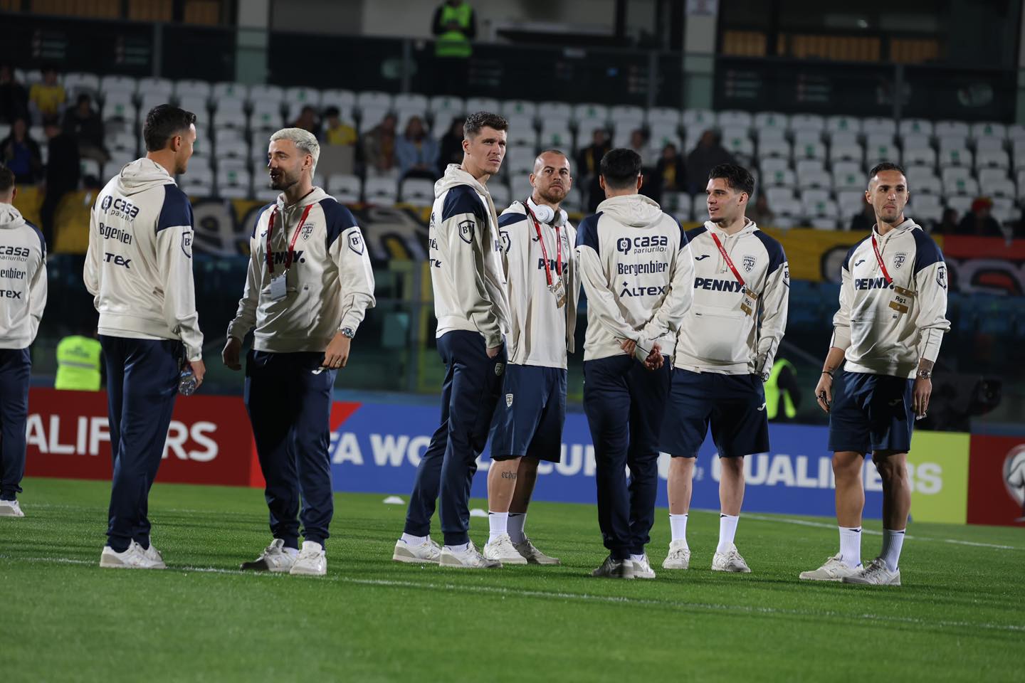 Mircea Lucescu a decis echipa de start a României pentru meciul cu San Marino