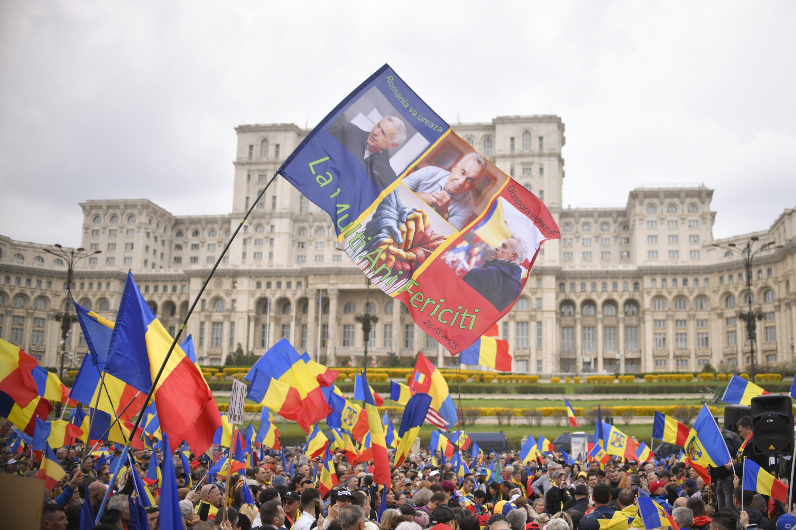 Proteste în Capitală: Manifestație AUR în fața AEP și în Piața ...