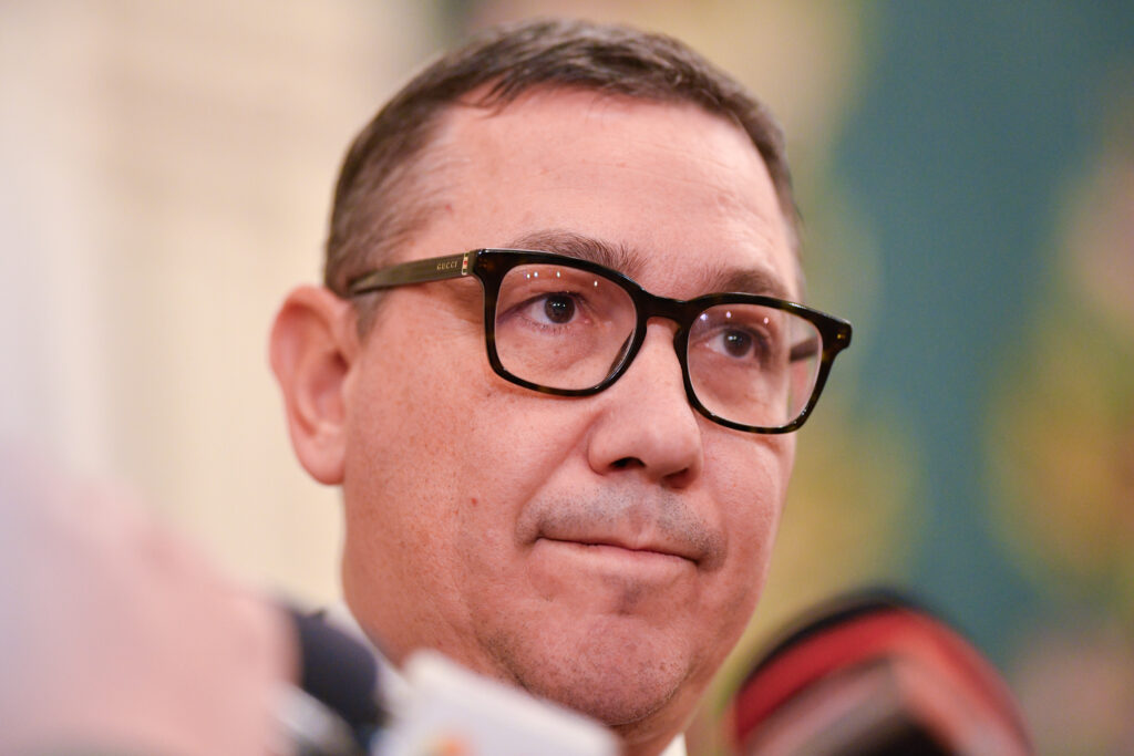 Victor Ponta, atacat dur de liderii PSD: Reformele reale nu se fac cu ...