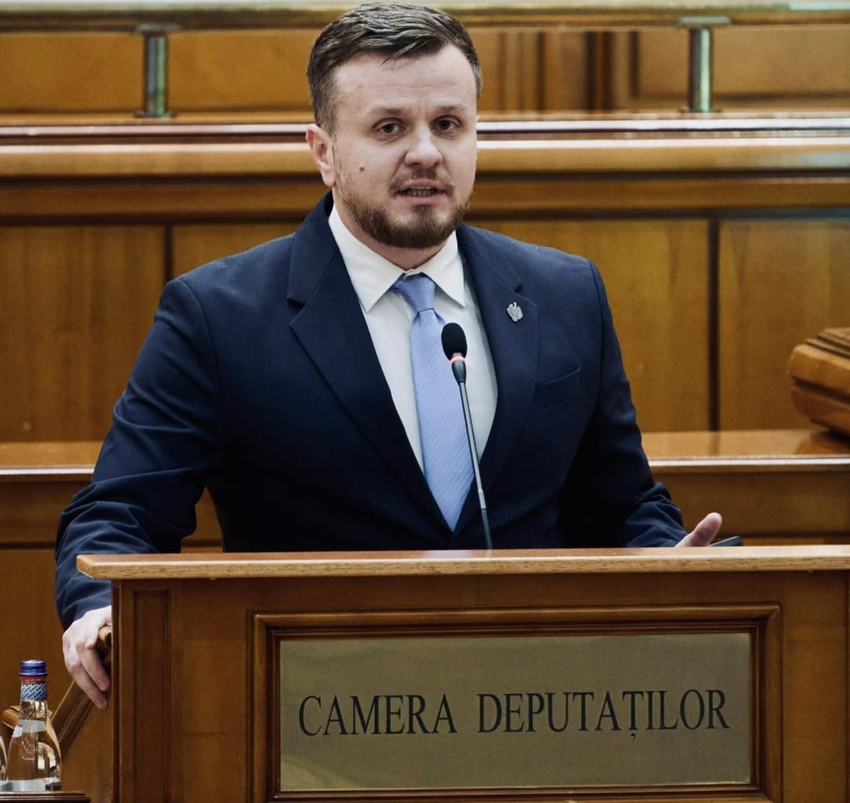 Un deputat a demisionat din AUR