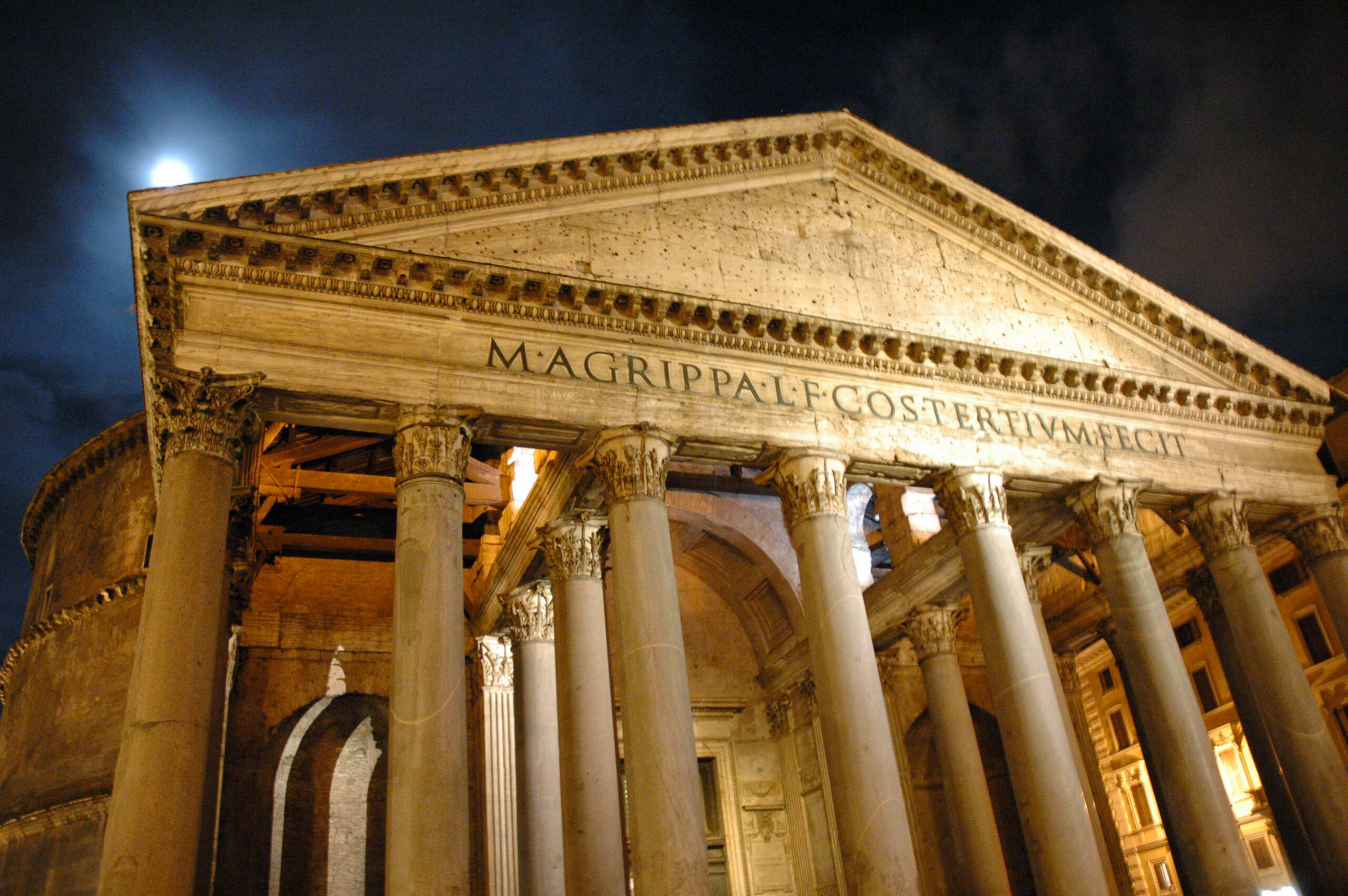 S-a aflat de ce betonul folosit la construcțiile din Roma Antică ...