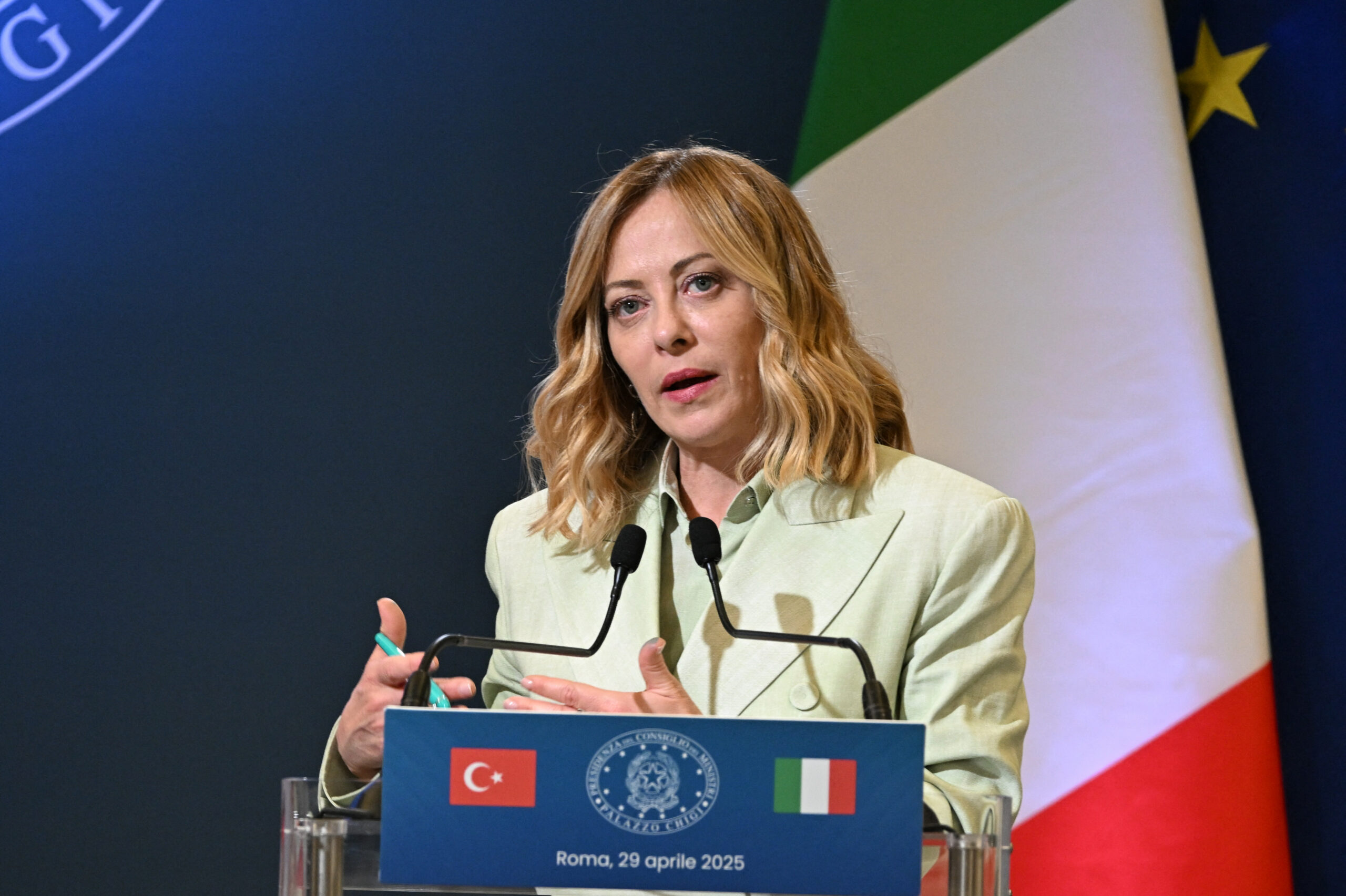 Meloni avertizează că recunoașterea statului Palestina ar putea fi ...
