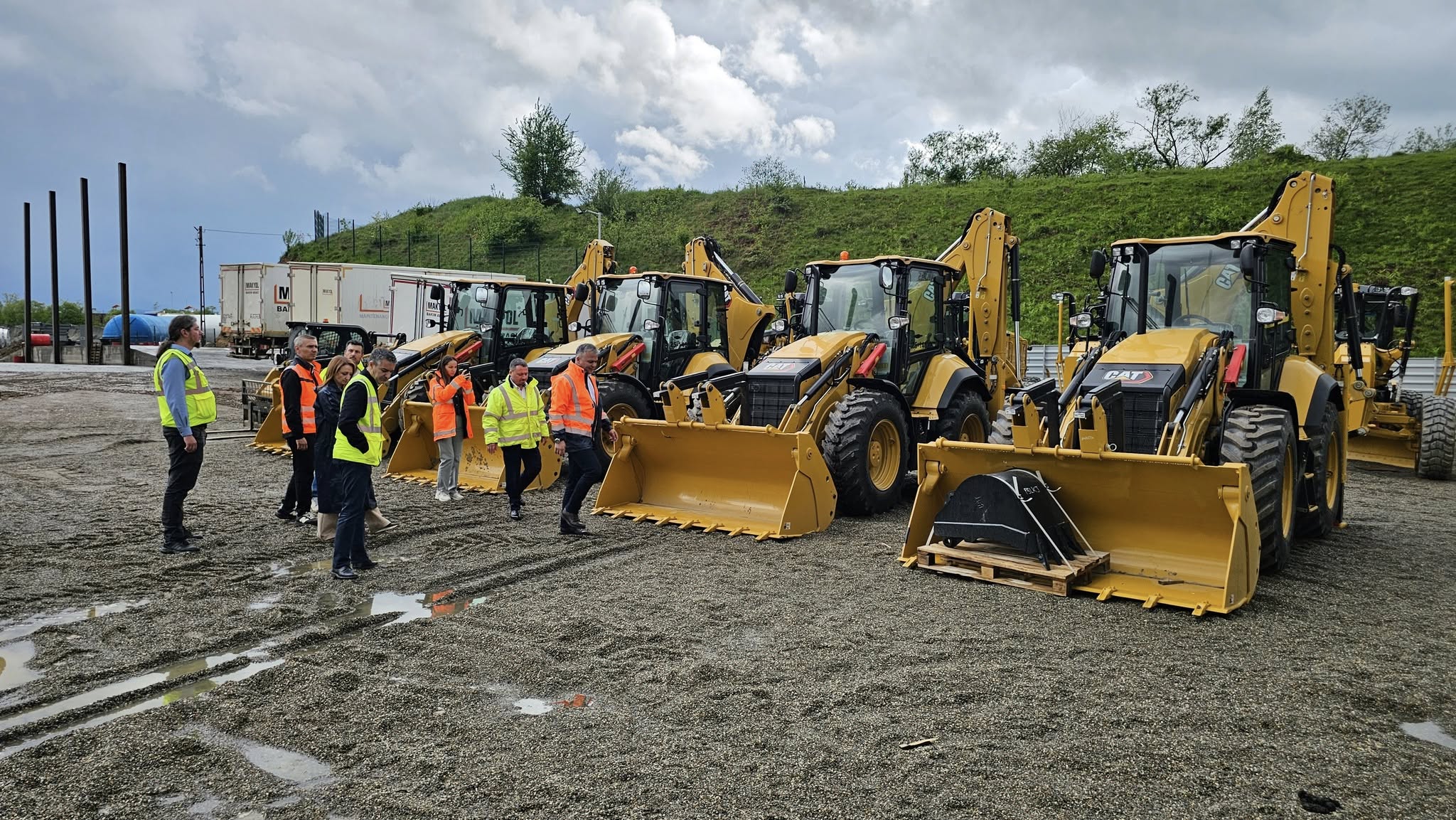 Lucrările pe noul tronson al autostrăzii Sibiu - Făgăraș au început ...