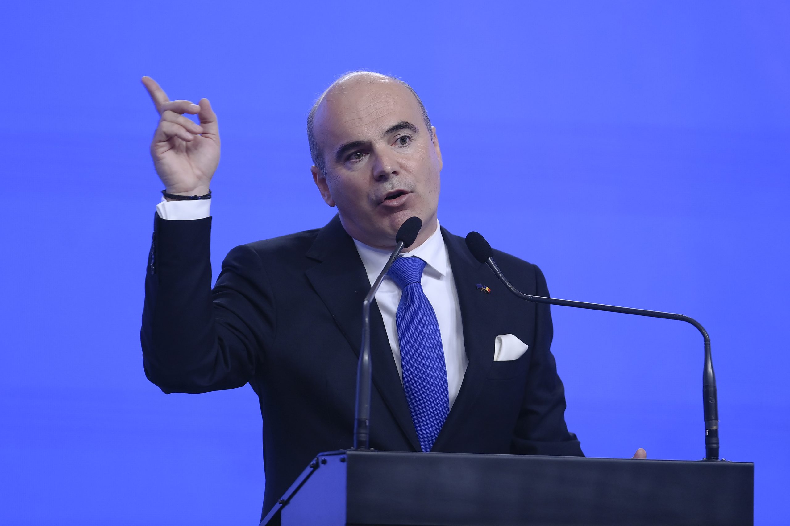 Rareș Bogdan, despre scorul lui Crin Antonescu în Republica Moldova ...