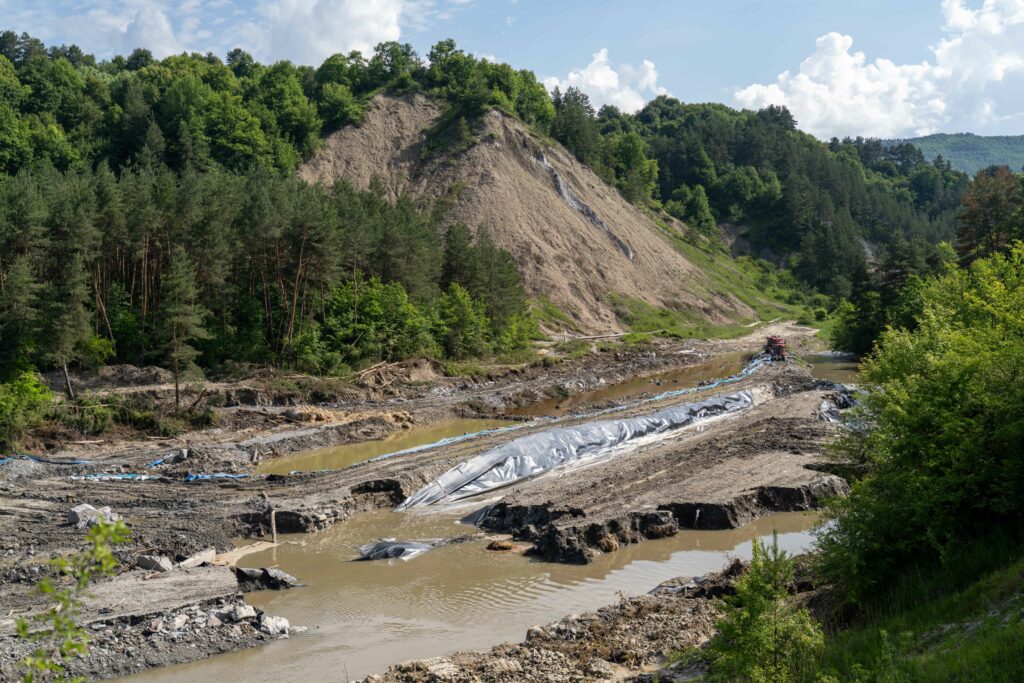 Dezastrul de la Praid: Apa cu sare a ajuns la Sovata / Ivan: Evoluţie ...