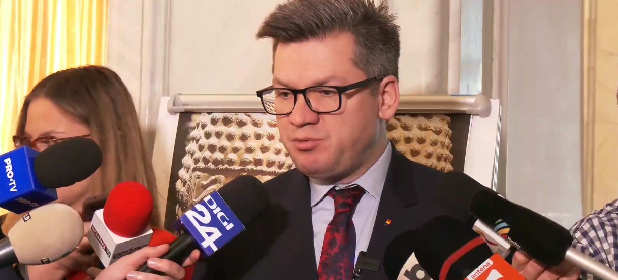 Mihail Neamțu, un nou atac la ministra Oana Țoiu: a publicat un sondaj ...