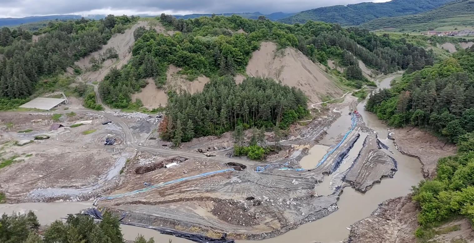 Ivan, despre lucrarea de deviere a pârâului care a inundat salina: Se ...