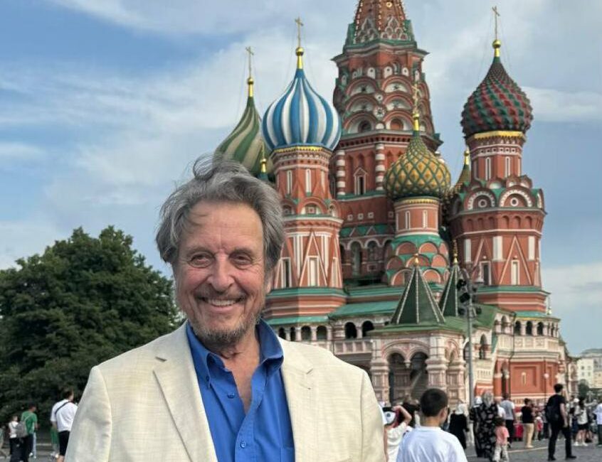 Tatăl lui Elon Musk urmează să participe la un eveniment organizat de ...