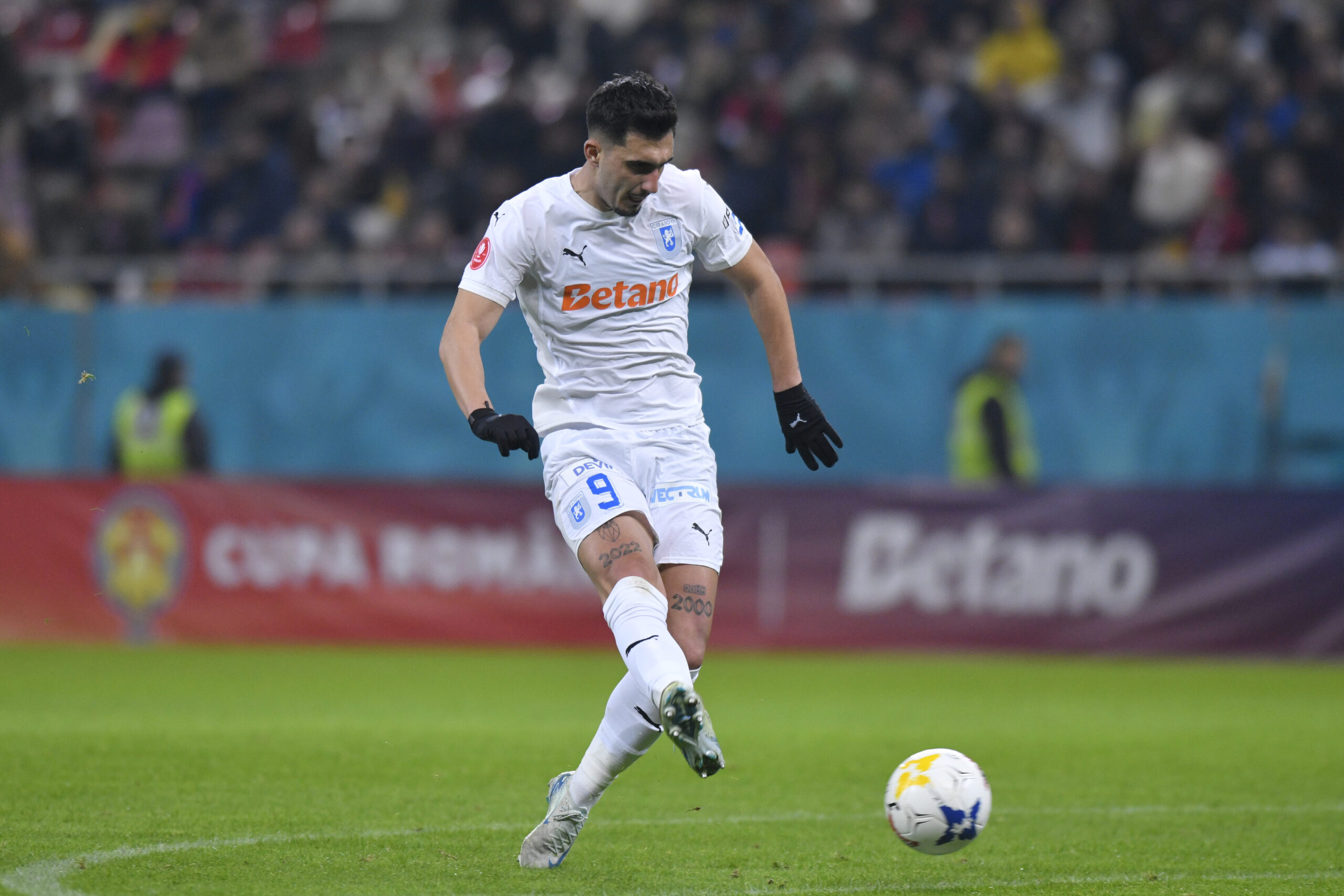 Universitatea Craiova a anunțat despărțirea de atacantul Andrei Ivan