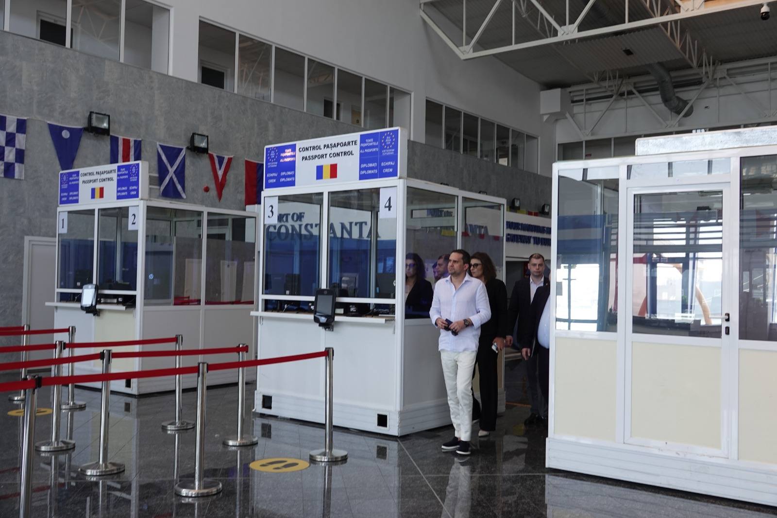 Ministrul Transporturilor anunță investiții 1,93 miliarde euro în ...