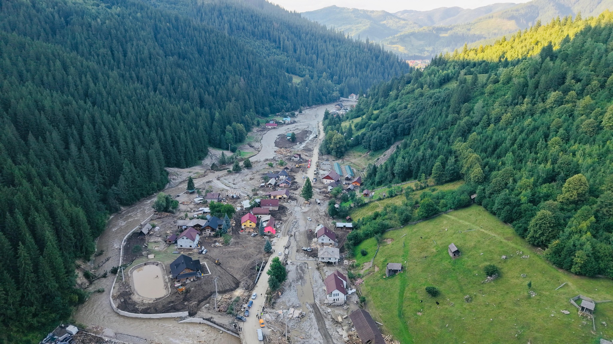 Reconstruction of houses begins in Brosteni