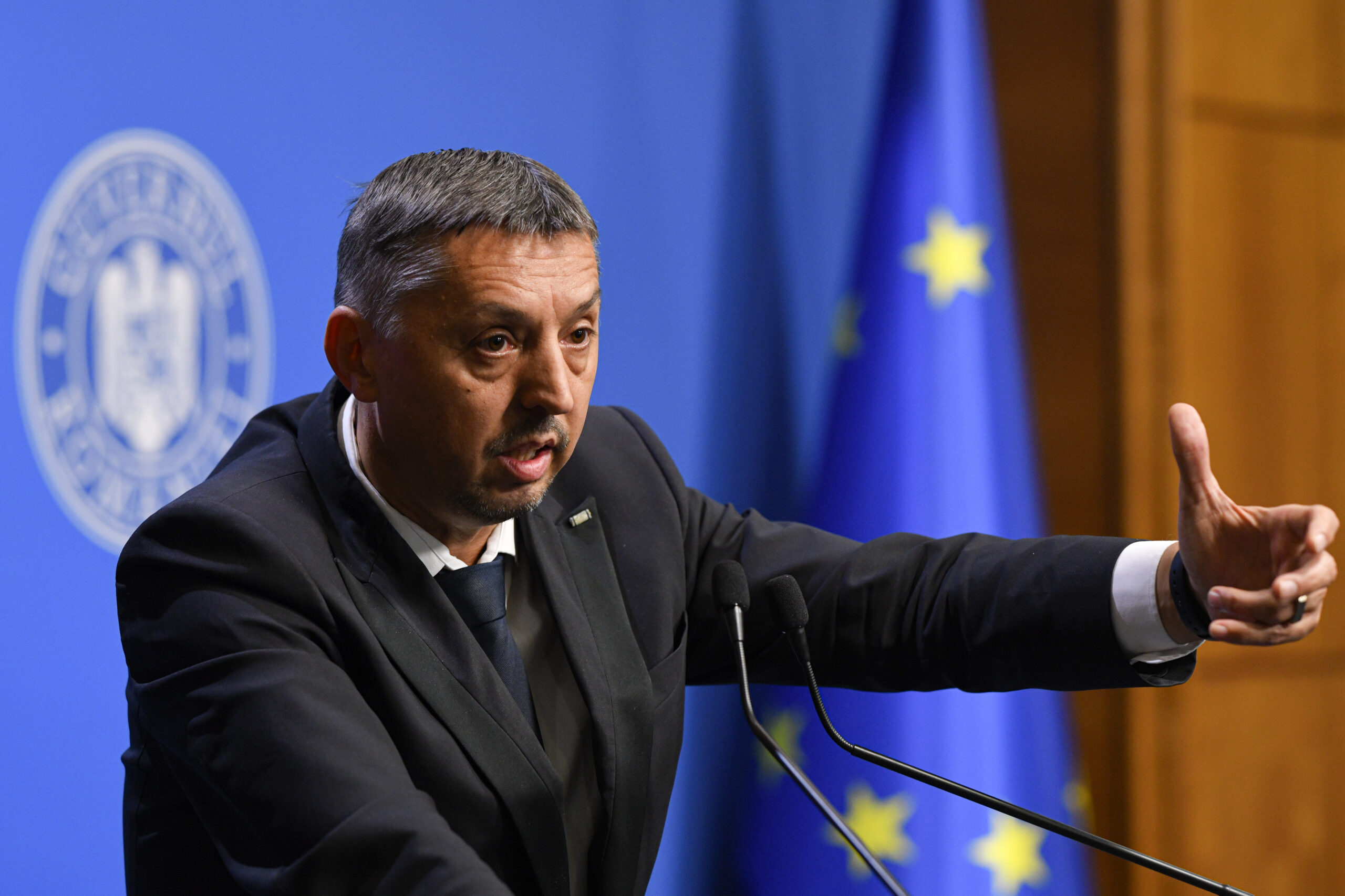 Daniel David a anunțat câte școli și-au pierdut personalitatea juridică. Ce schimbare aduce ...