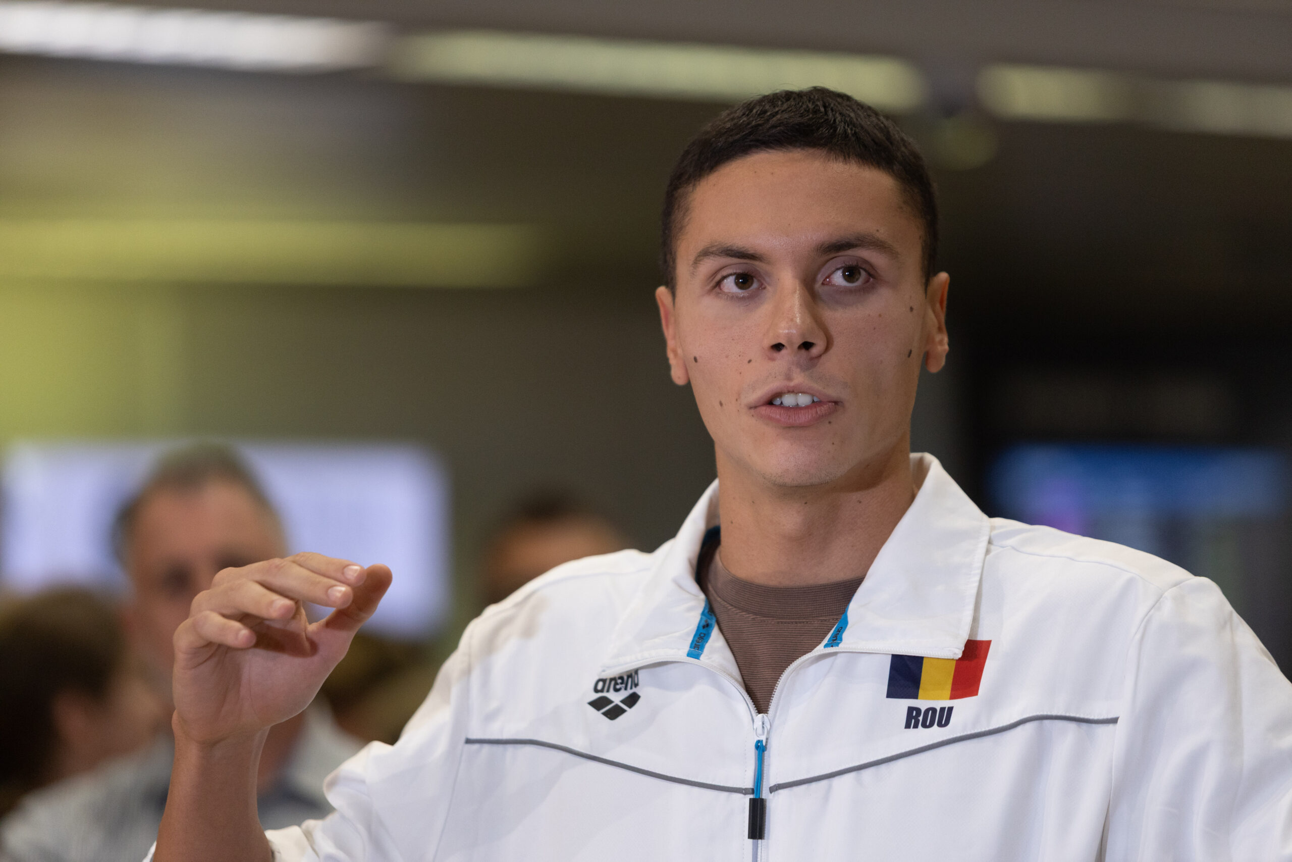 David Popovici își marchează ziua de naștere într-un mod special. Ce ...