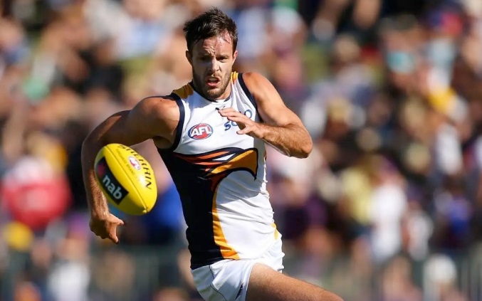 Australia: Mitch Brown face istorie si devine primul fotbalist din AFL ...