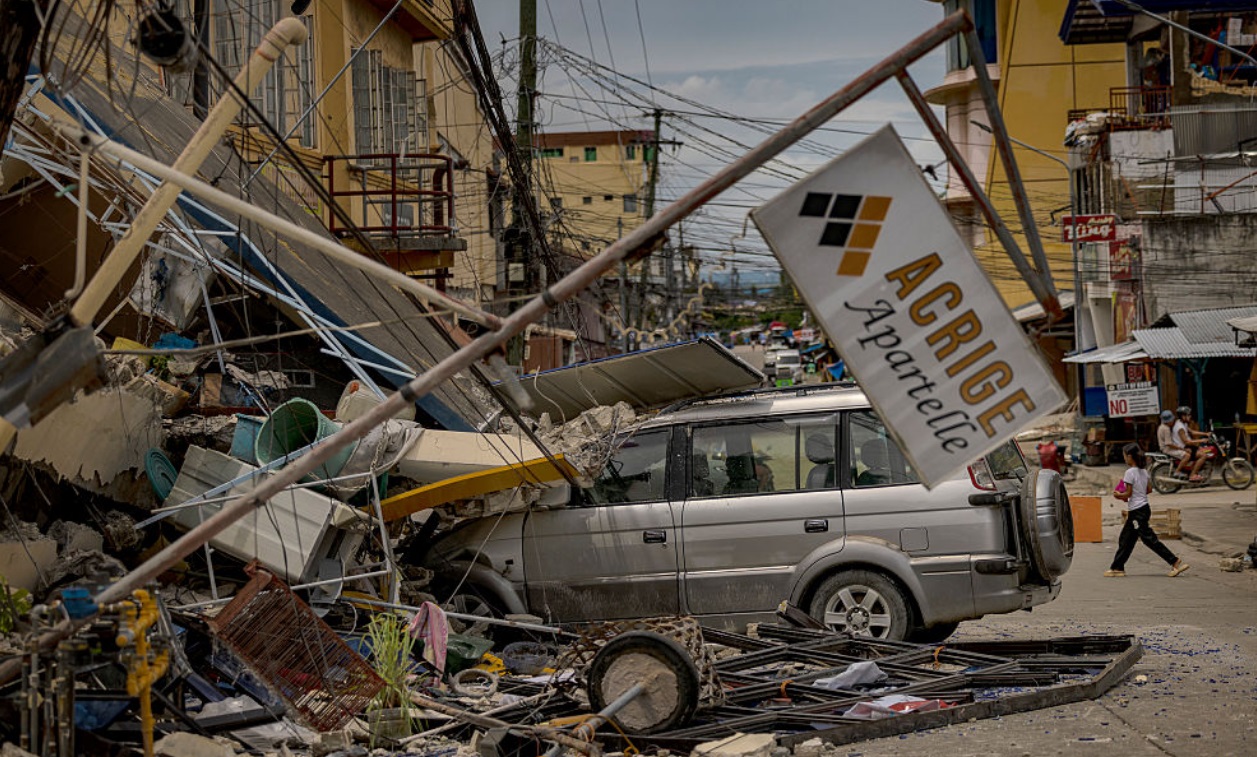 Cutremur de magnitudinea 7,4 lovește Mindanao, Filipine. A fost emis ...