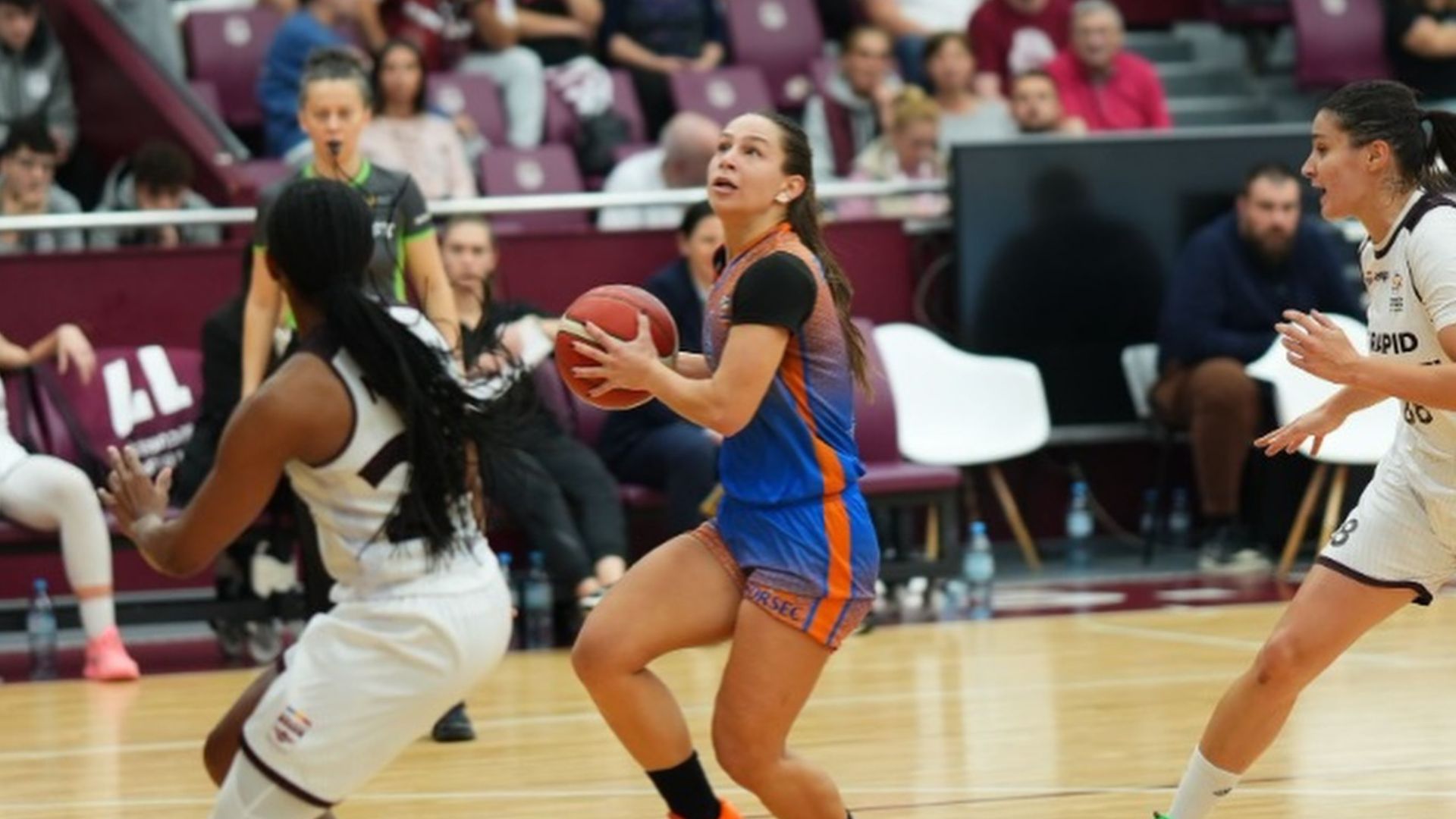 Naționala feminină de baschet a României se reunește pentru startul ...