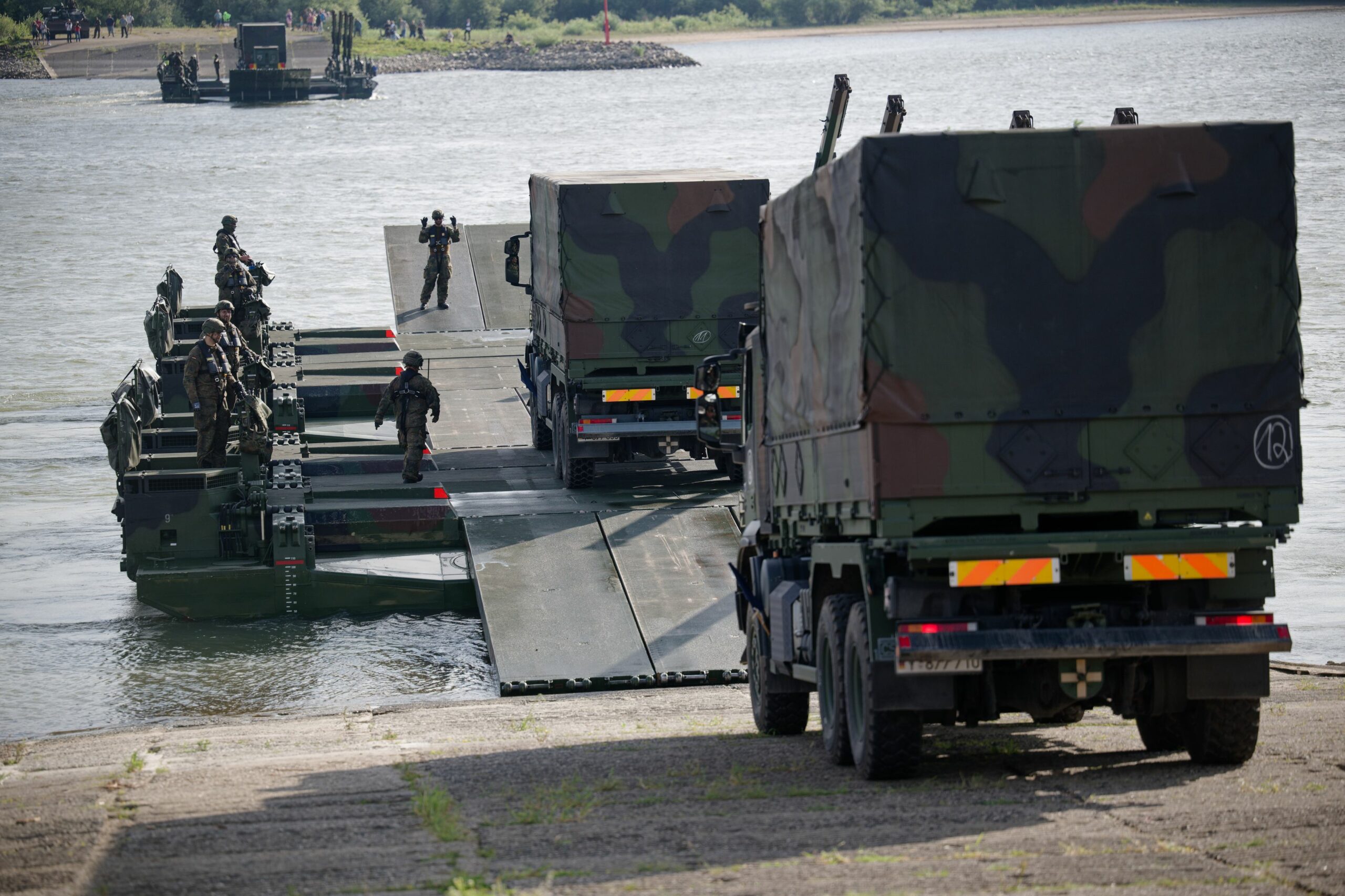 UE vrea să creeze un sistem rapid pentru transportul militar ...