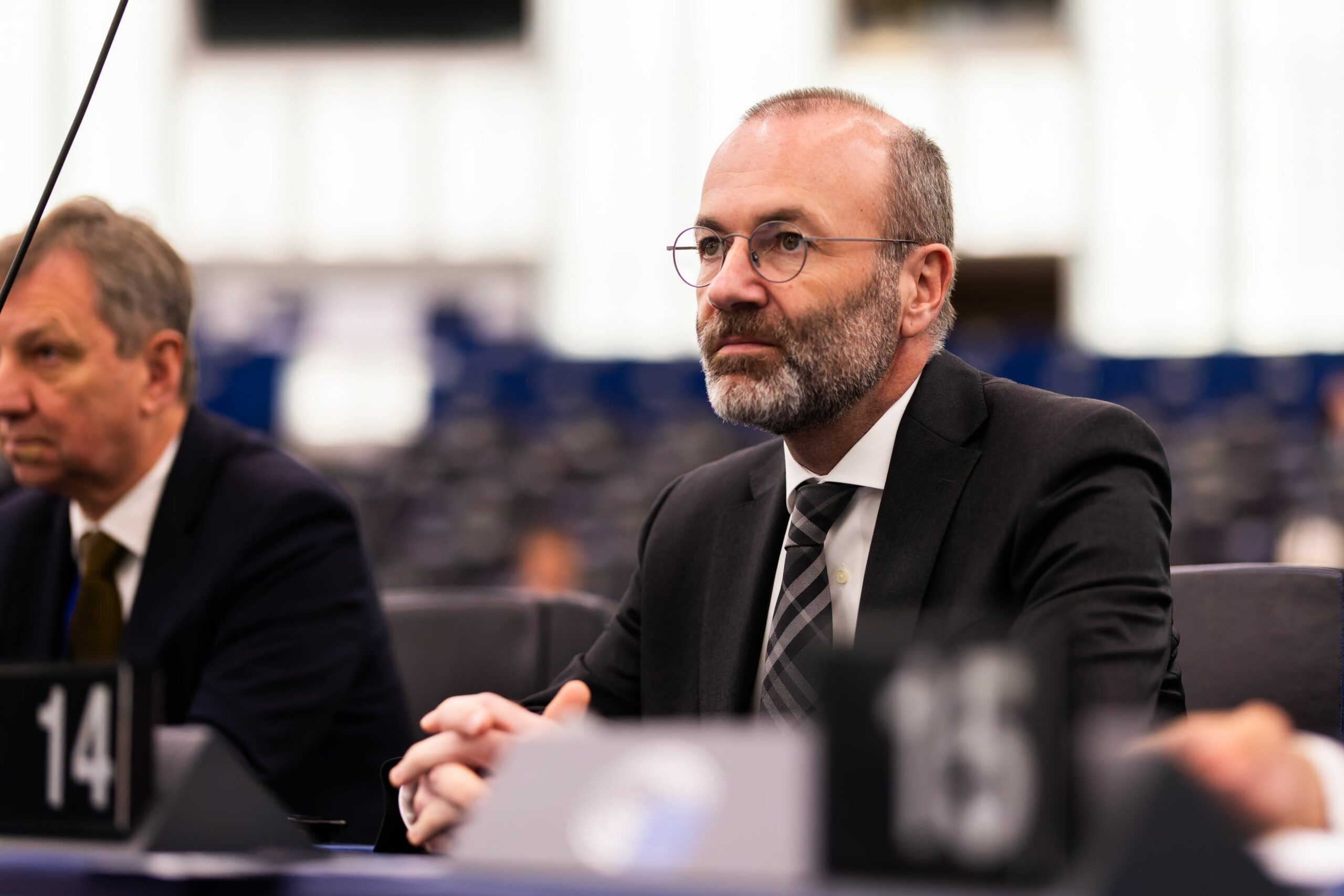 Manfred Weber, discuție cu Bolojan: România trebuie să-și continue ...
