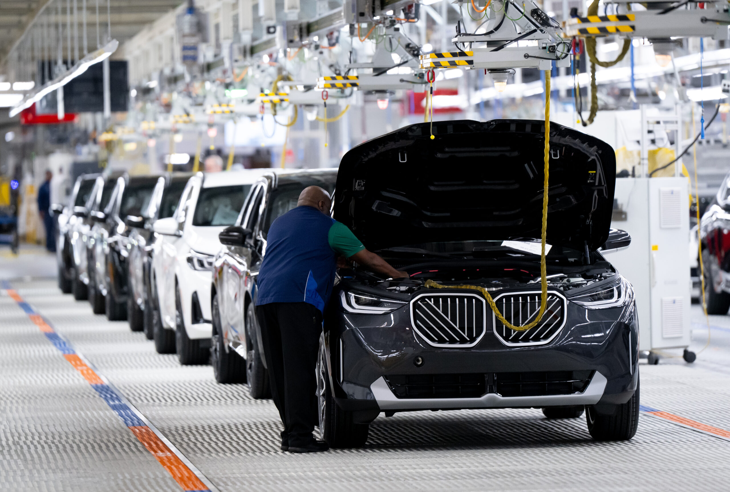 Germania pierde peste 340.000 de locuri de muncă în industrie. Criza ...