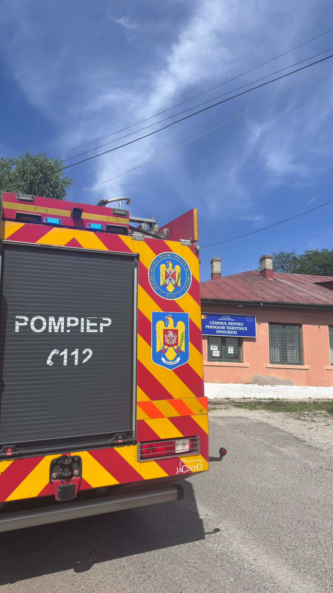 Incendiu la un cămin de vârstnici din Singureni: 41 de persoane s-au ...