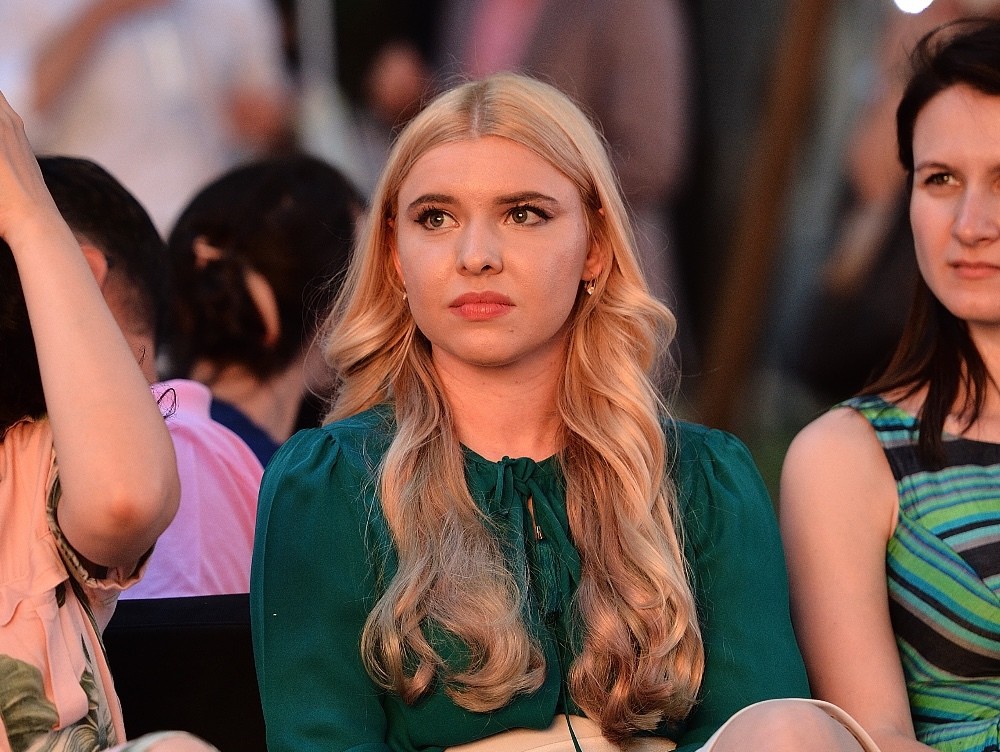 Karina Pavăl, moştenitoarea Dedeman, candidează pentru un loc în ...