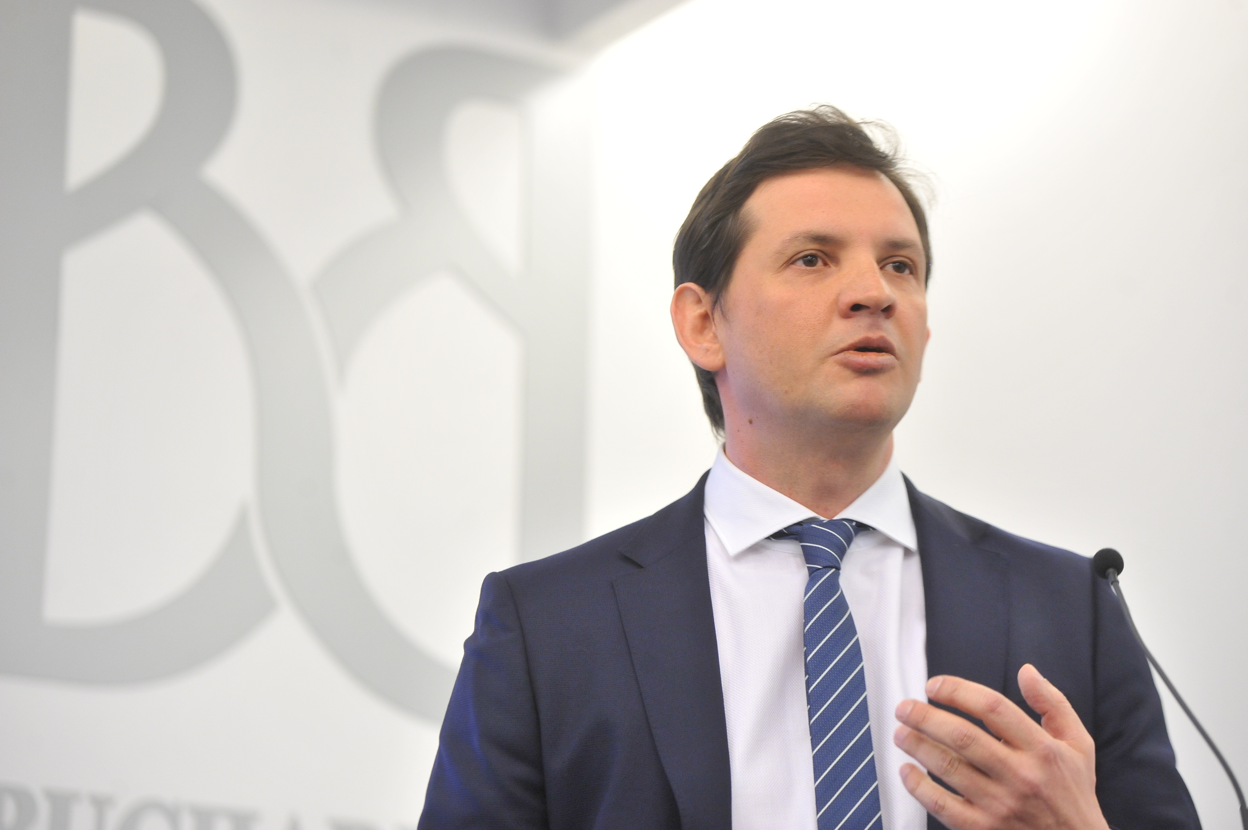 ASF a aprobat prelungirea mandatului de CEO al lui Adrian Tănase până ...