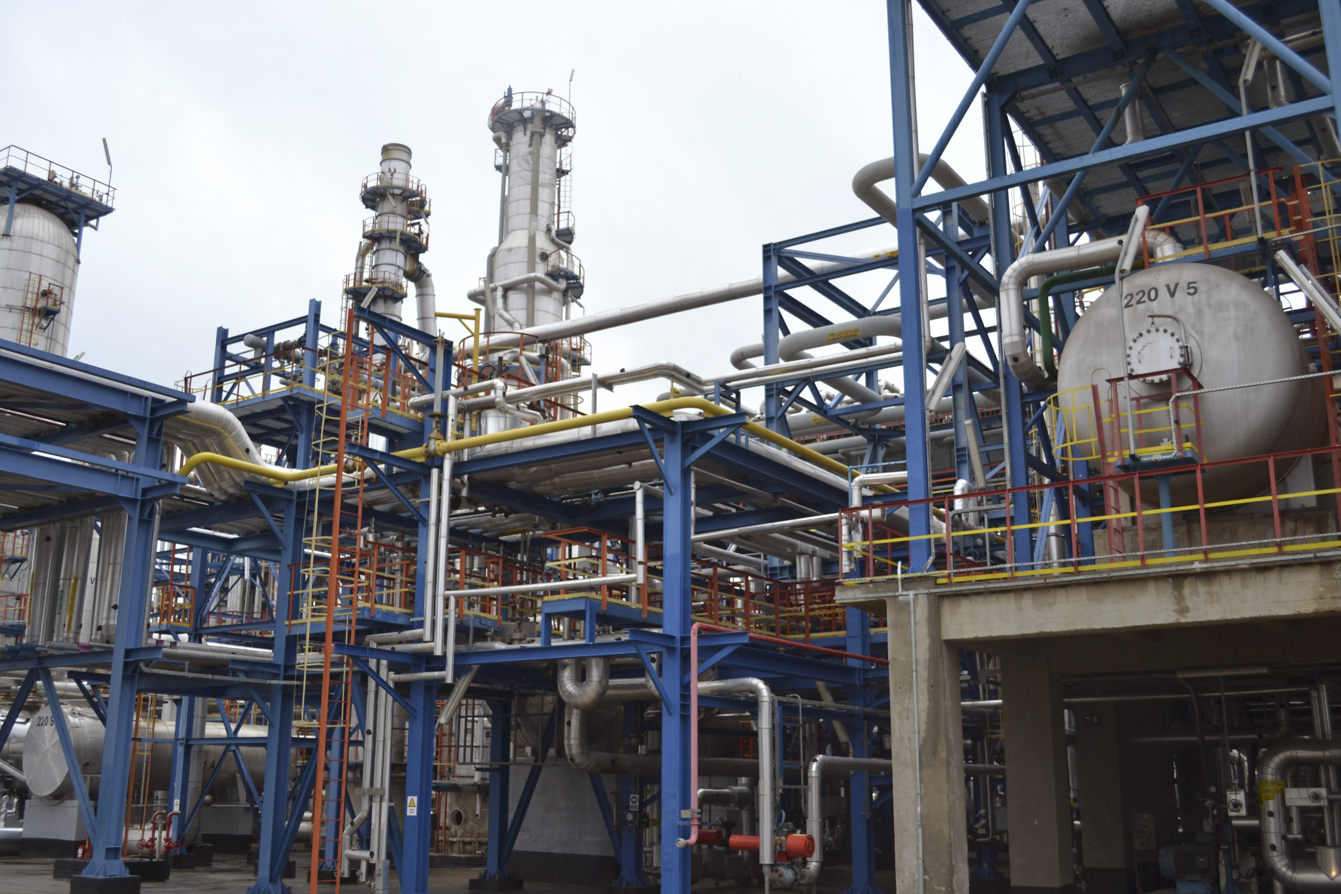 Rompetrol Rafinare anunţă o pierdere de circa 1,34 miliarde de lei în ...