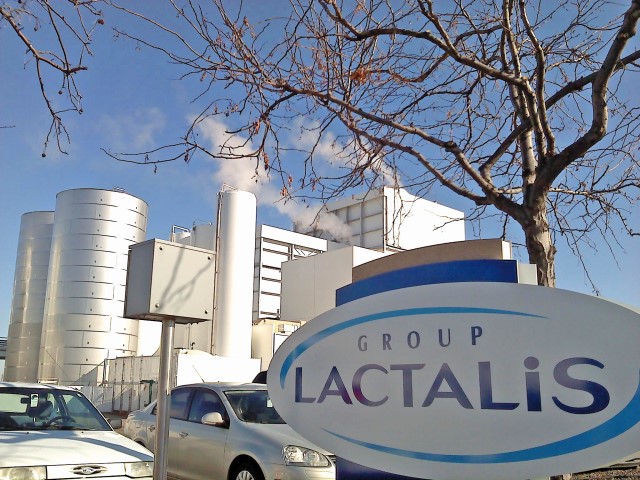 Încă o fabrică de lactate se închide: grupul Lactalis pune lacătul pe ...