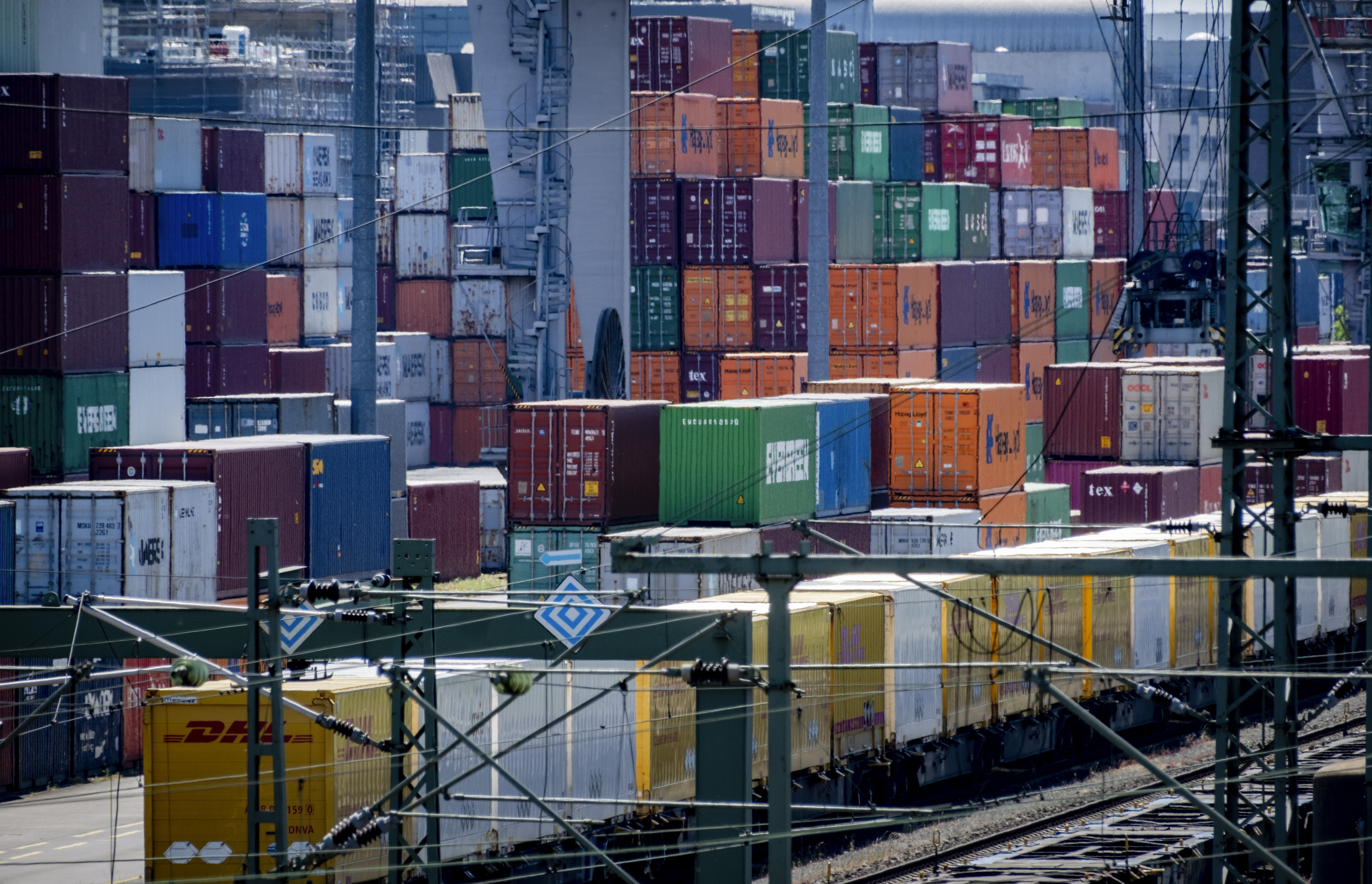 Continuă problemele economice pentru Germania. PIB-ul ţării va creşte ...