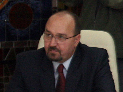 Asociaţia Salariaţilor Petrom nu vrea ca angajaţii să cumpere direct ...