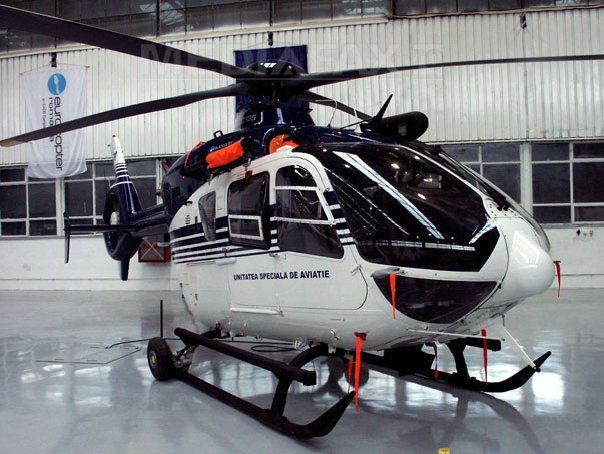 Videanu a semnat acordul de cooperare cu Eurocopter pentru centrul ...