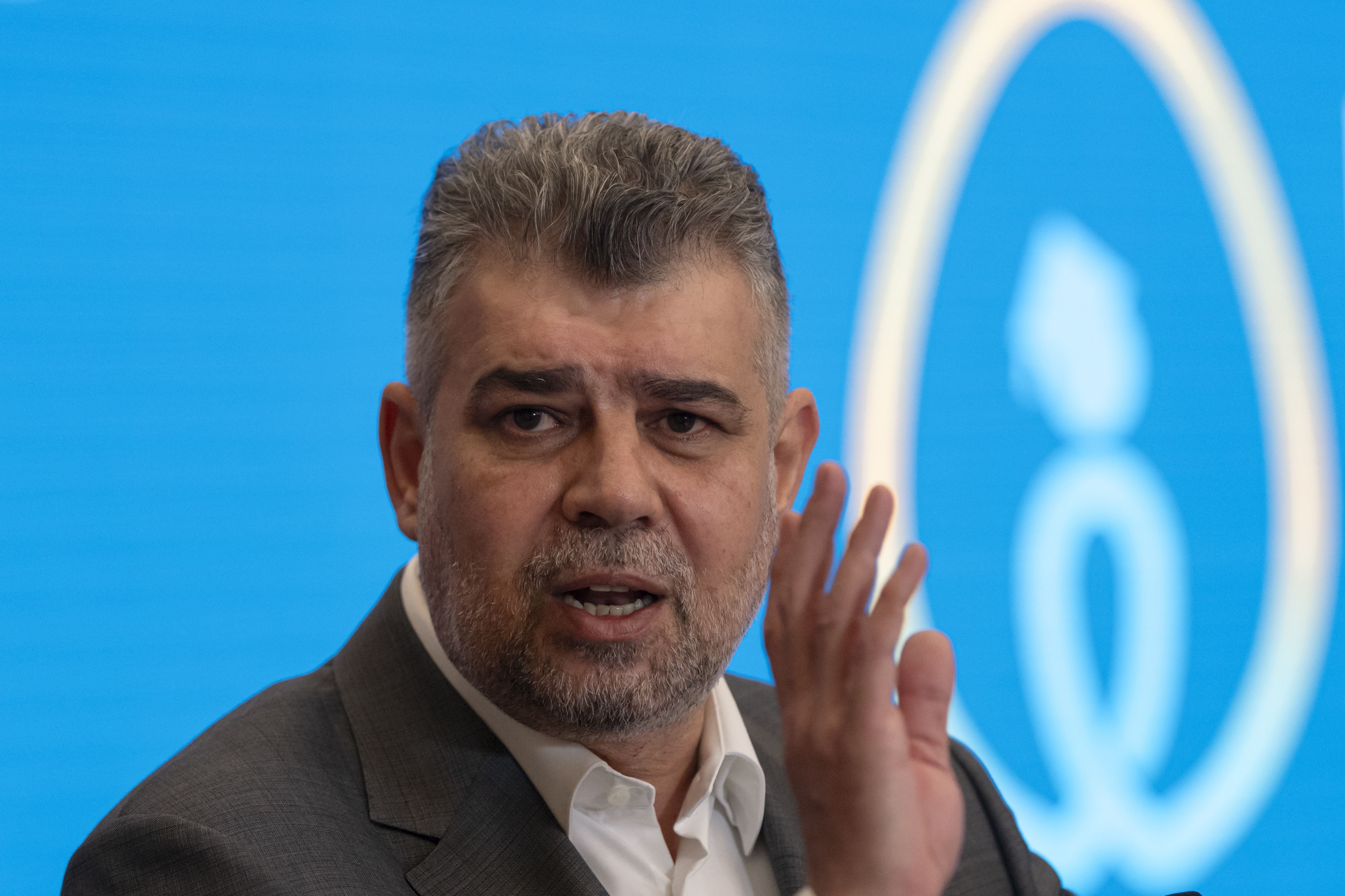 Ciolacu, despre testare: O isterie naţională în care să luăm copiii cu ...