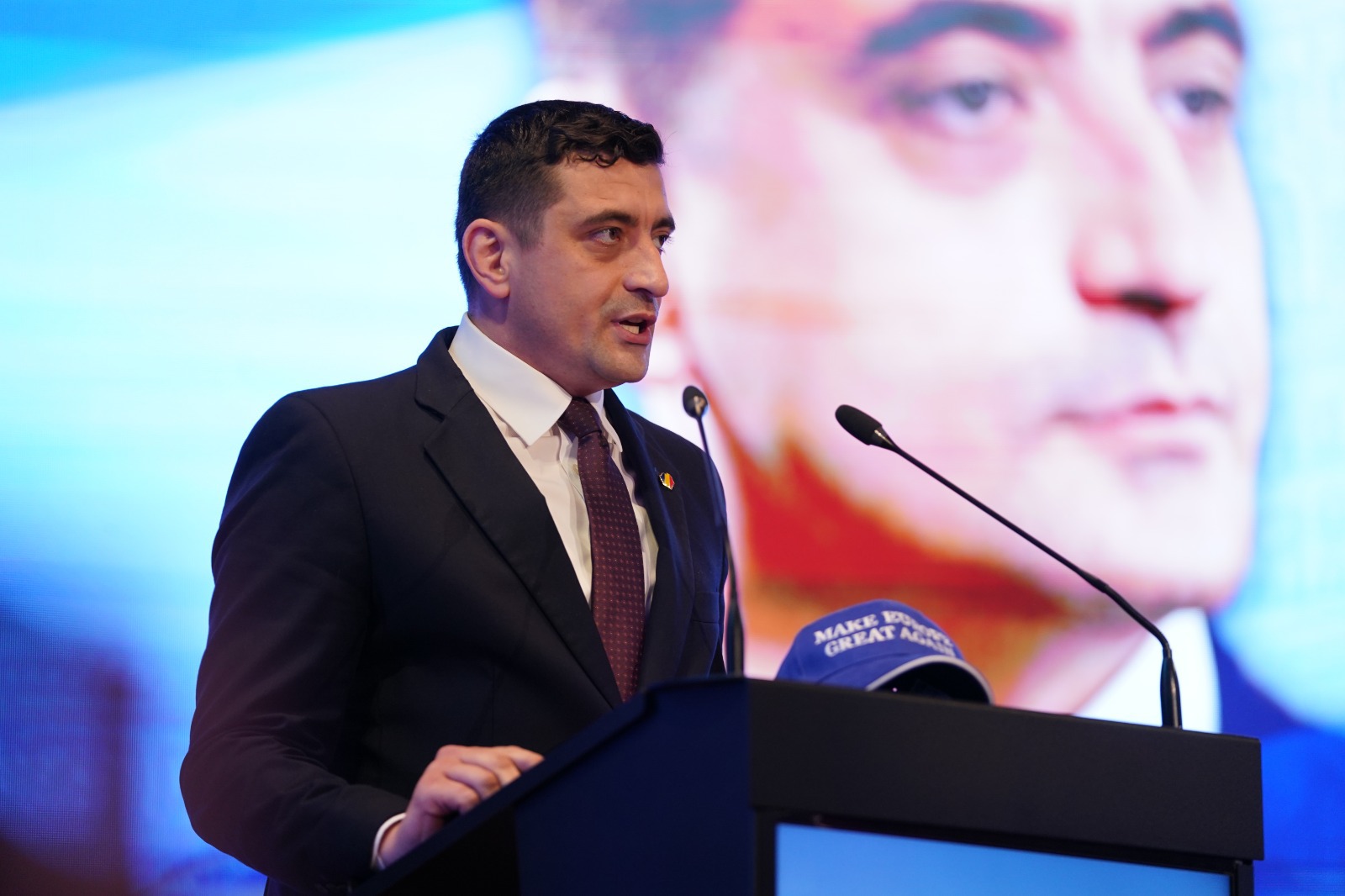 George Simion strânge la Bucureşti conservatorii europeni. Ce plan are ...