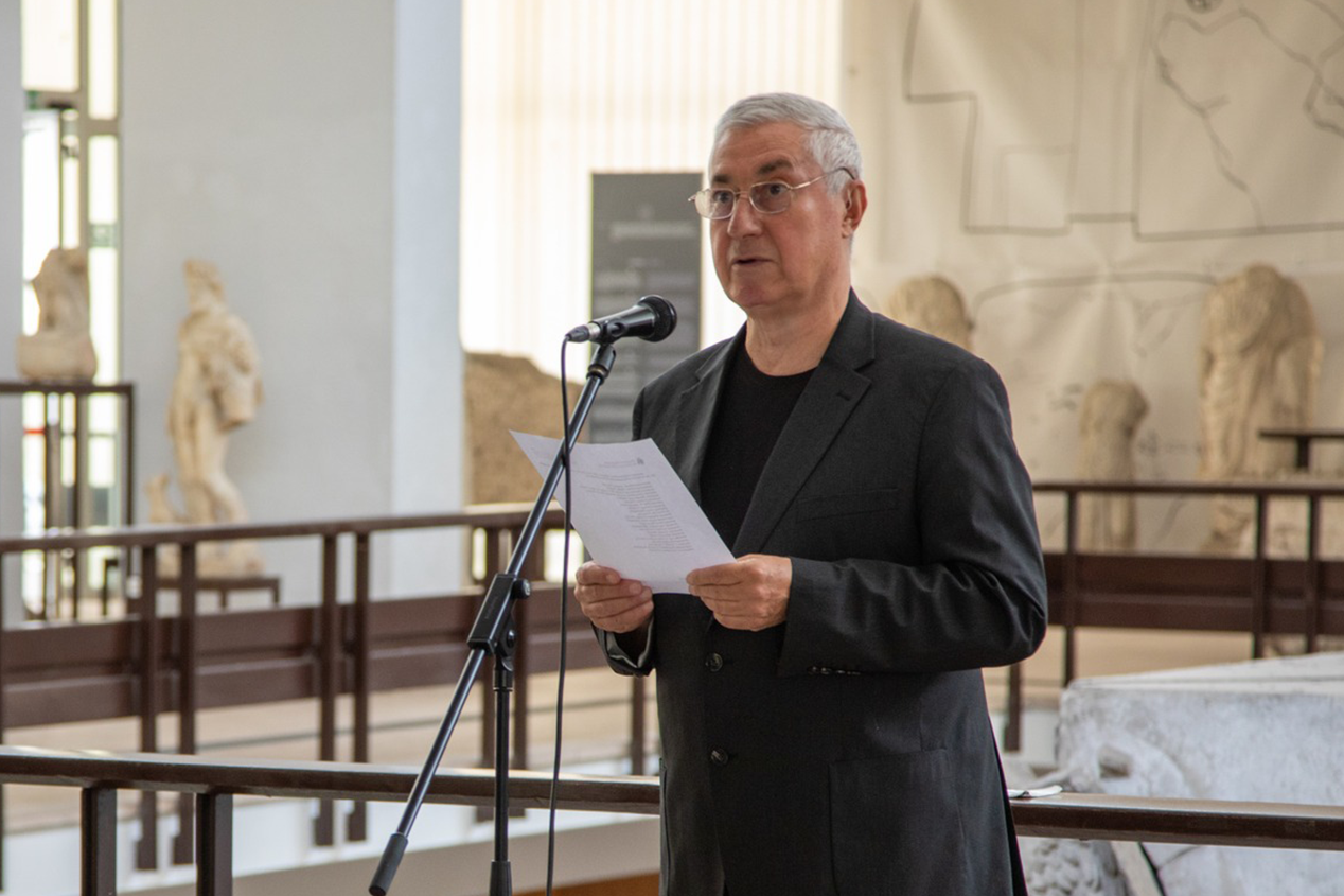 Directorul Muzeului Naţional de Istorie, după ce a fost demis: acuză ...