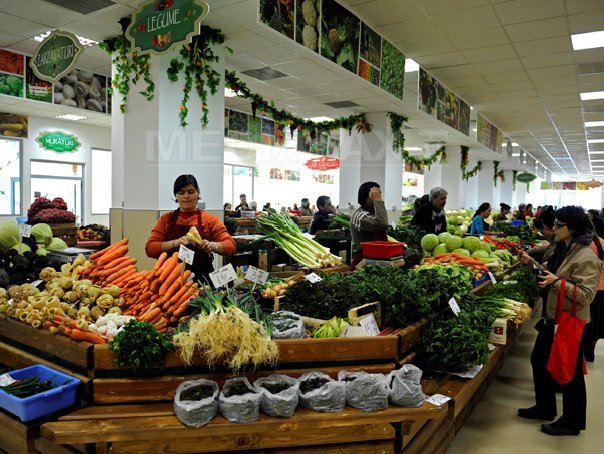 Guvernul face curăţenie în pieţe: La tarabe vor fi vândute doar legume ...