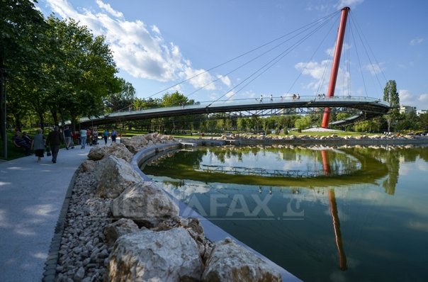 Cum arată Parcul Moghioroş din Drumul Taberei, redeschis parţial pentru ...
