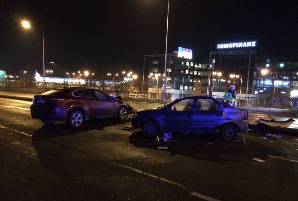 Grav accident de circulaţie pe podul Băneasa, la intrarea în Capitală ...