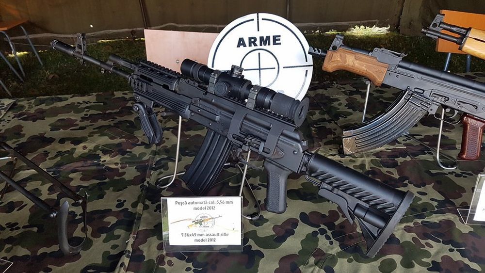 FOTO | Fabrica de Arme Cugir a realizat un nou tip de armă de asalt ...