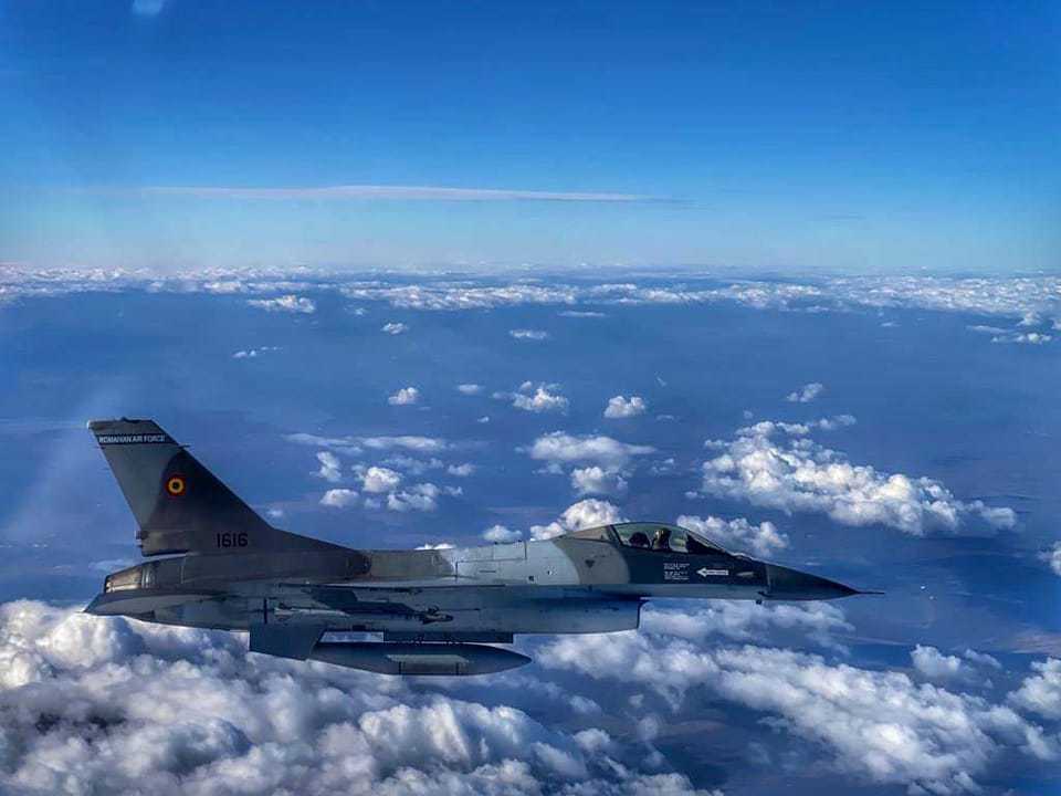 MApN: 22 de avioane din 3 ţări NATO sunt dislocate în România. Spaţiul ...