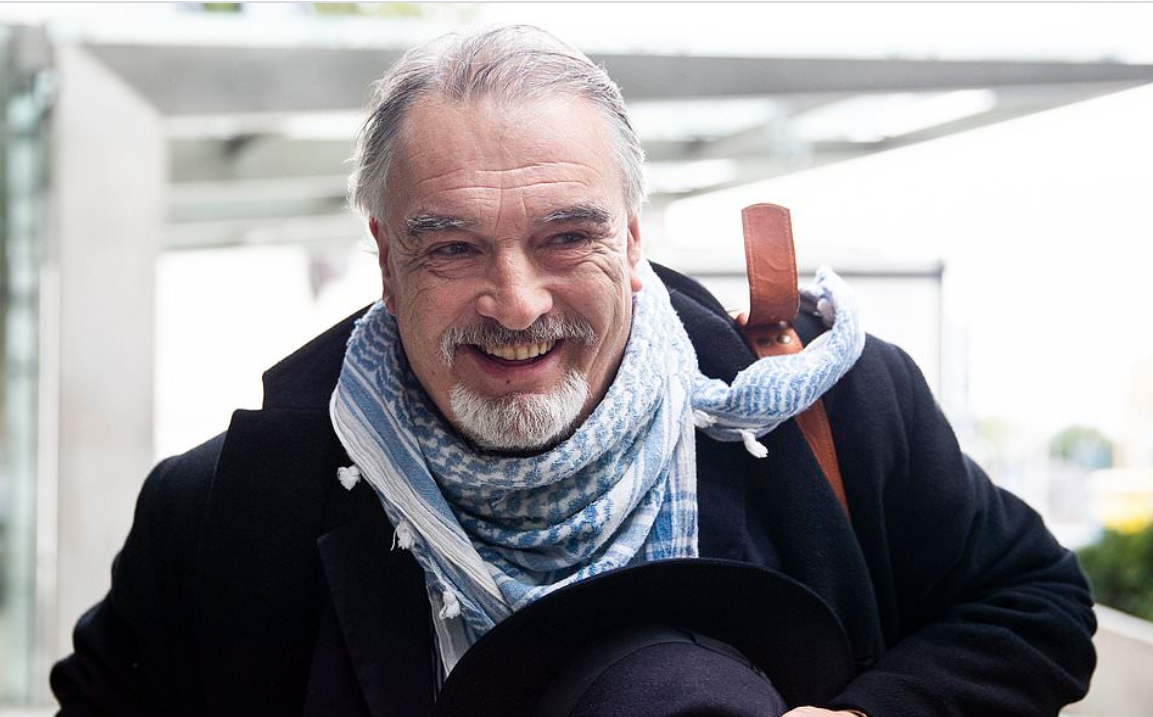 Ian Bailey, condamnat în contumacie pentru uciderea unui producător de ...