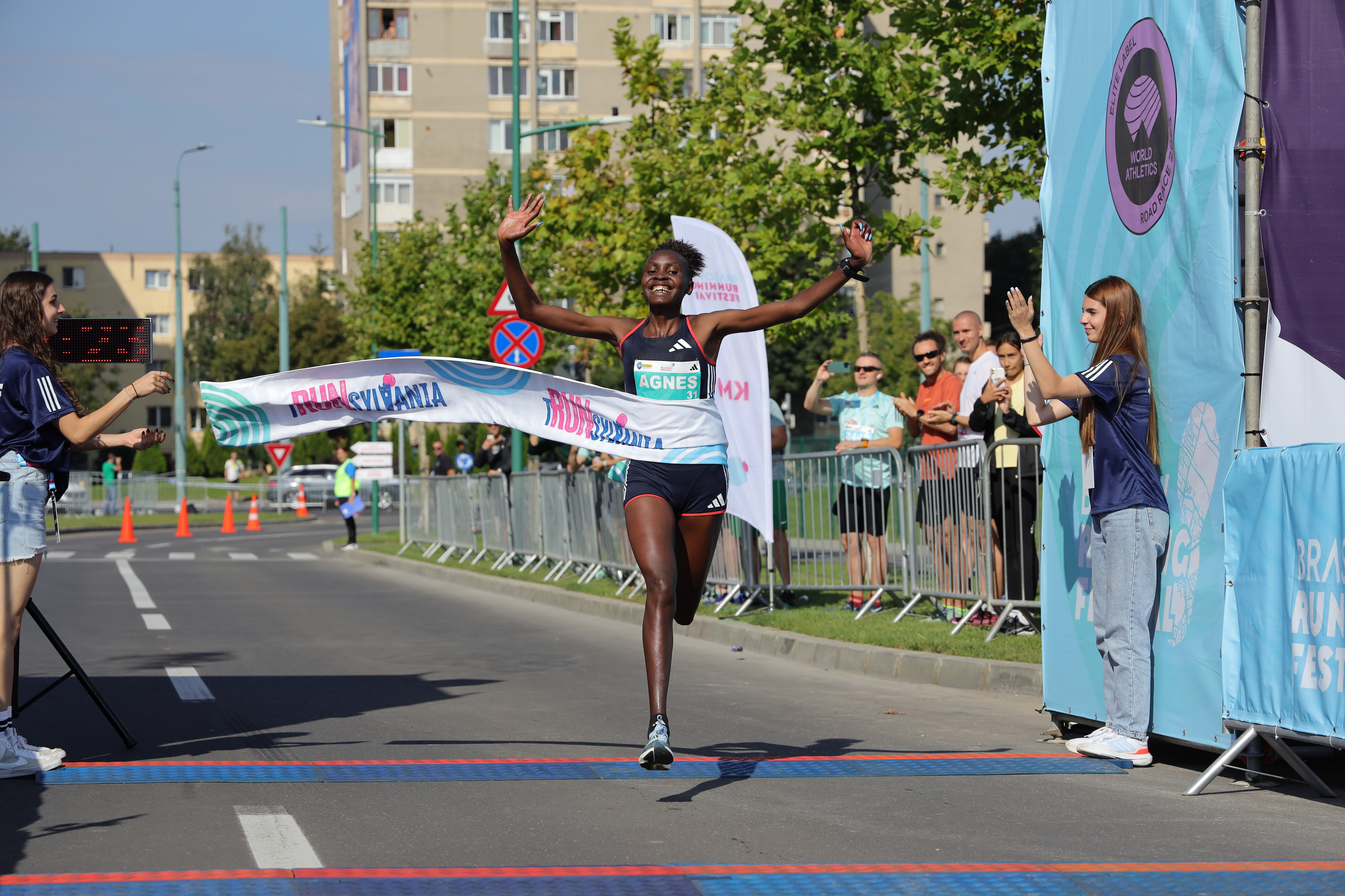 Record mondial la atletism în România: la Braşov Running Festival 2023 ...