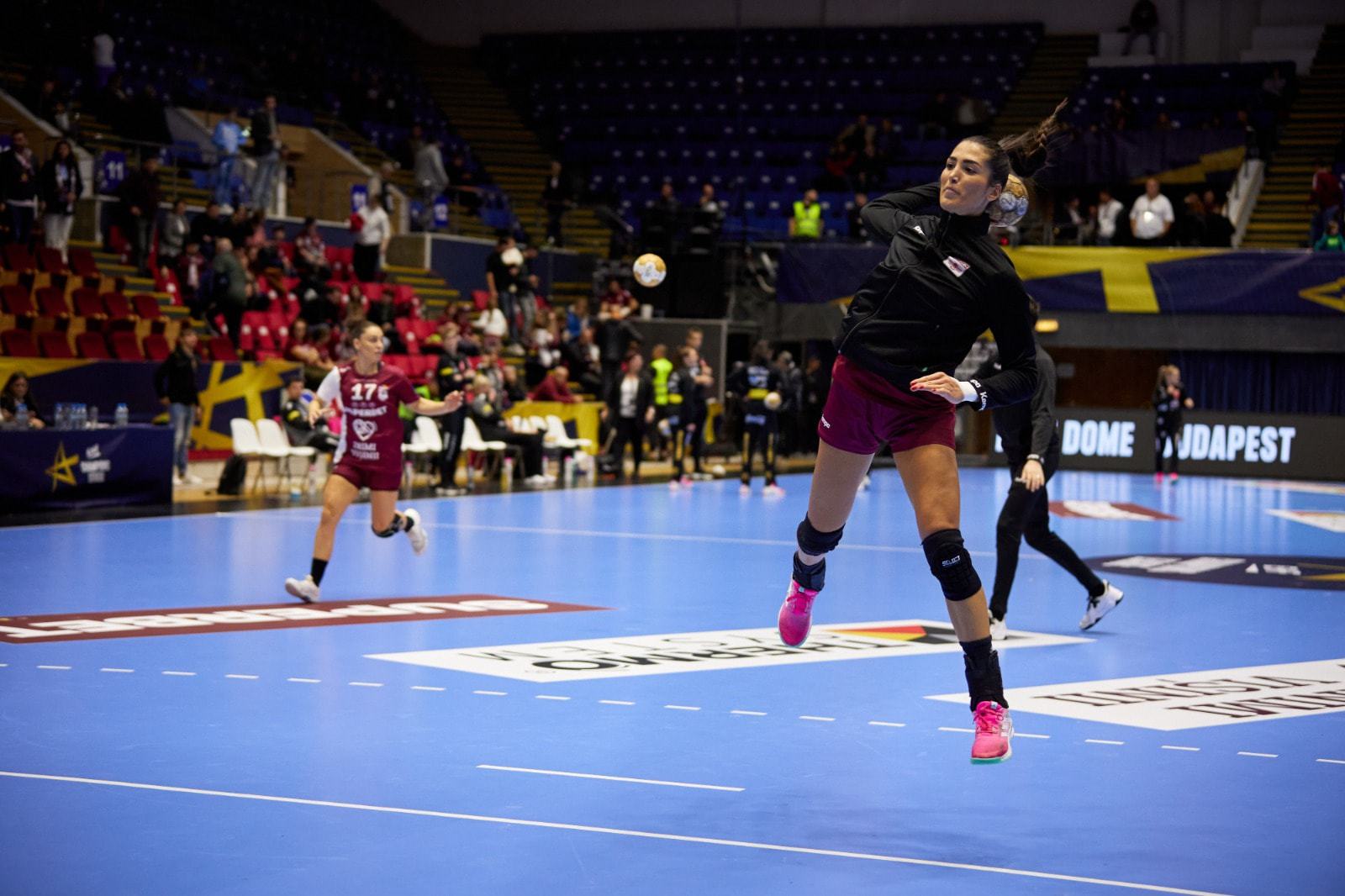 Rapid Bucureşti învinge campioana Europei în Liga Campionilor, cu gol ...
