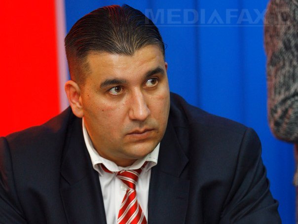 Bogdan Raţiu, responsabil de ordine şi siguranţă la FC Dinamo, a murit ...