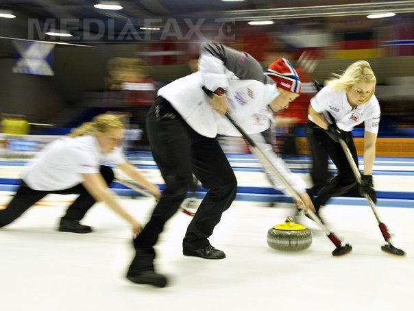 Echipa de curling mixt a României a învins Norvegia, scor 8-6, la ...