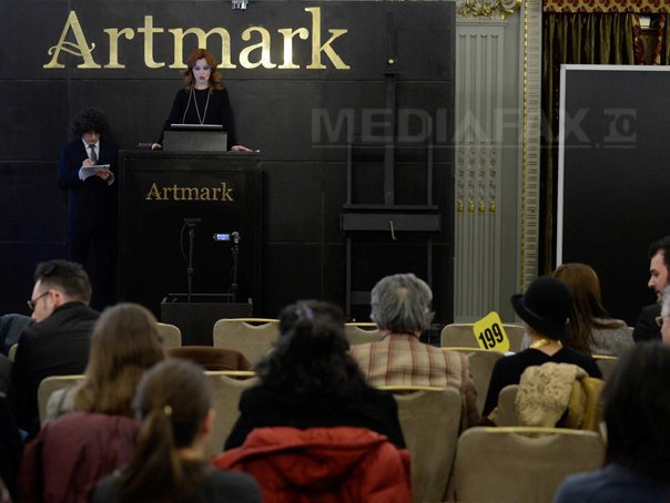 Artmark: Vladimir Bulat nu a fost apelat de galerie pentru a expertiza ...