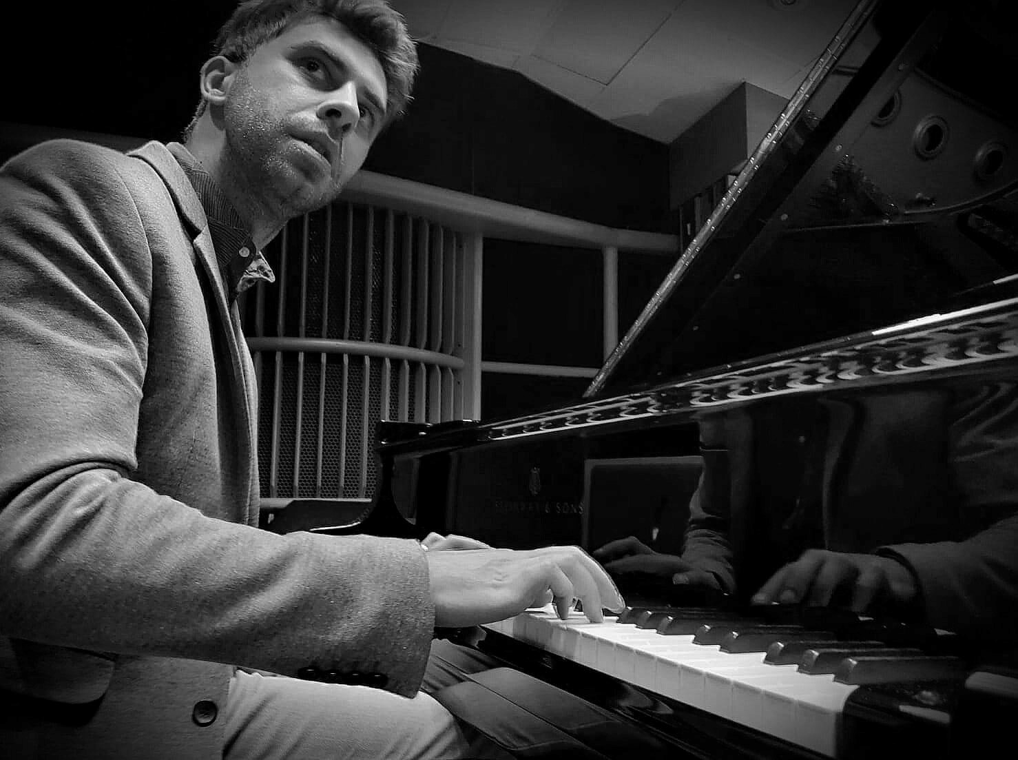 Ziua Internaţională a Muzicii. Discuţie cu un compozitor român de ...