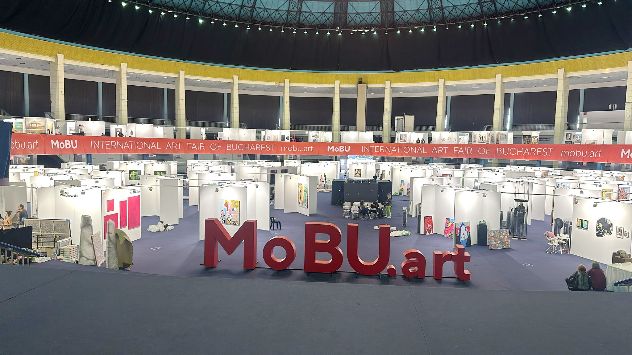 MoBU 2024 –a doua editie a celui mai mare târg de artă contemporană din Europa Centrală şi de Est