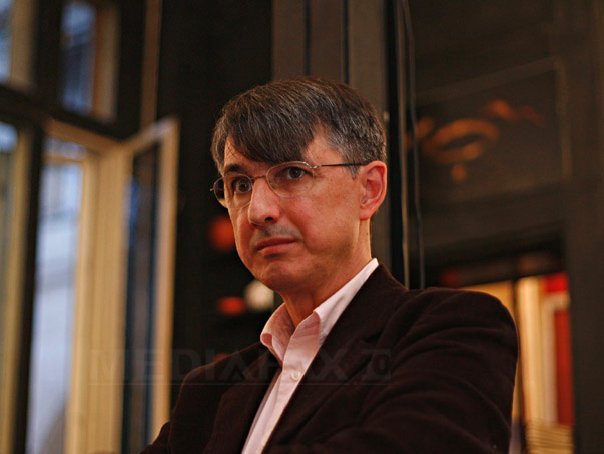 Patapievici, întrebat despre poneiul roz şi convingerile personale, la ...