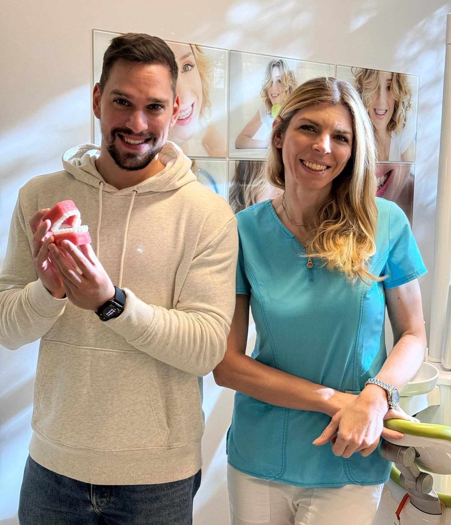 Vlad Gherman şi-a pus aparat dentar pentru un zîmbet perfect la nuntă